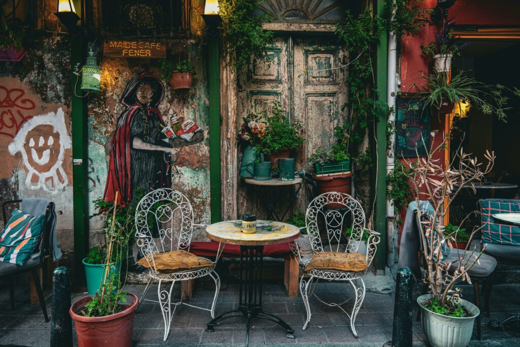 Exploring the Unique Charm of the Tradesmen Cafe Experience | Tradie Zone